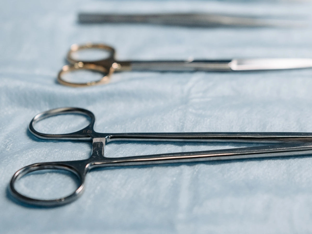 Why the Stainless Steel finish is essential in Surgical Equipments ...
